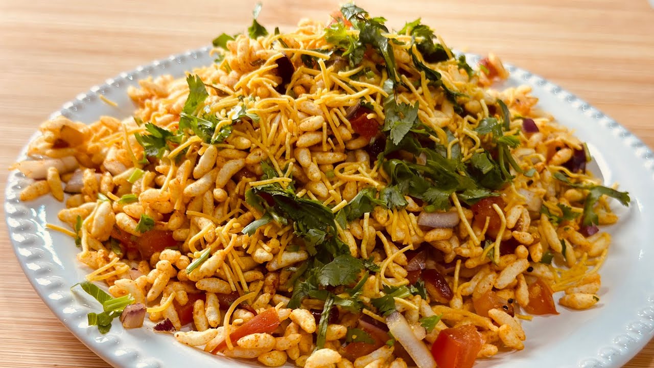 Girmit recipe | North Karnataka's special girmit | Masala puffed rice ...