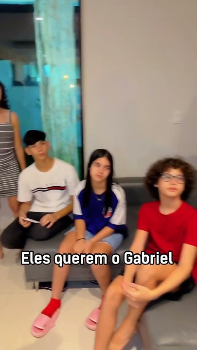 Eles querem o Gabriel #comédia #shorts - YouTube