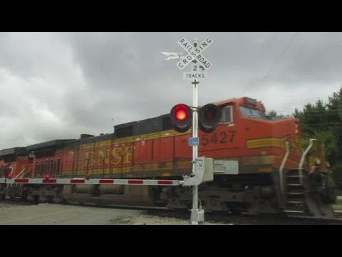 BNSF 5427 East Vehicle (10-15-2017) - YouTube