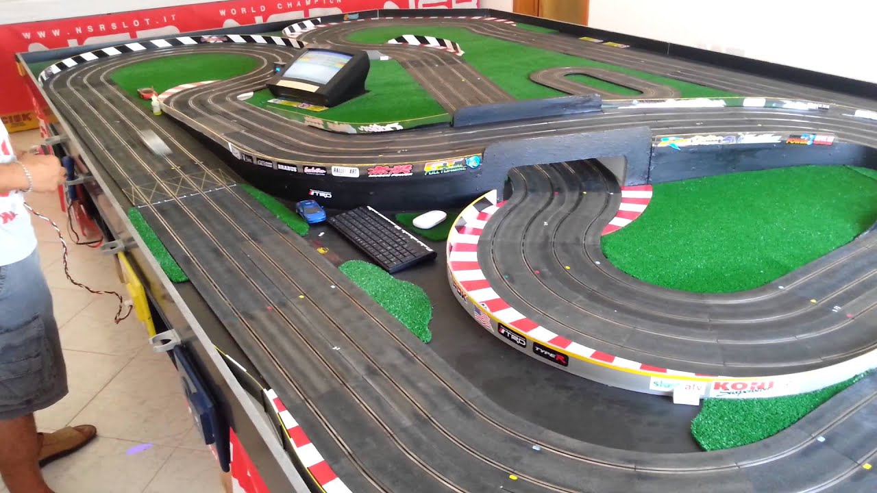 Scalextric Camaro Slot Wheels 32 Raceway Malta - YouTube