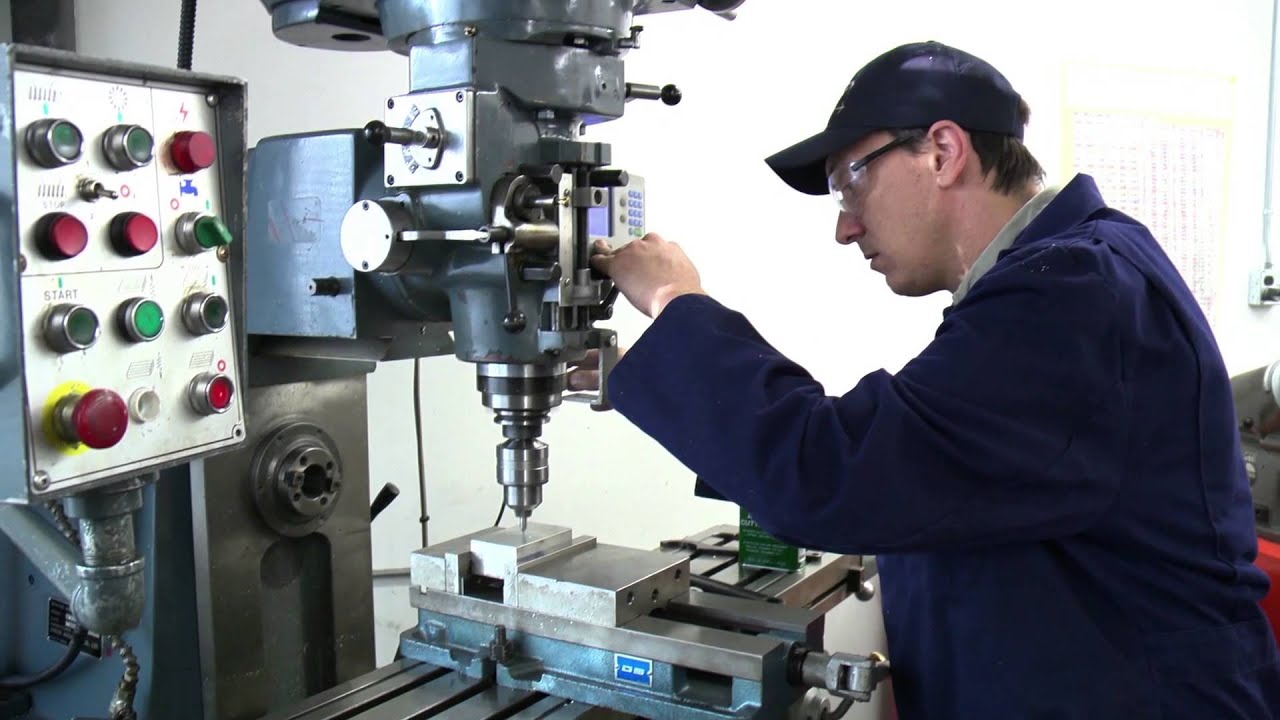 Aviation Machinist - YouTube