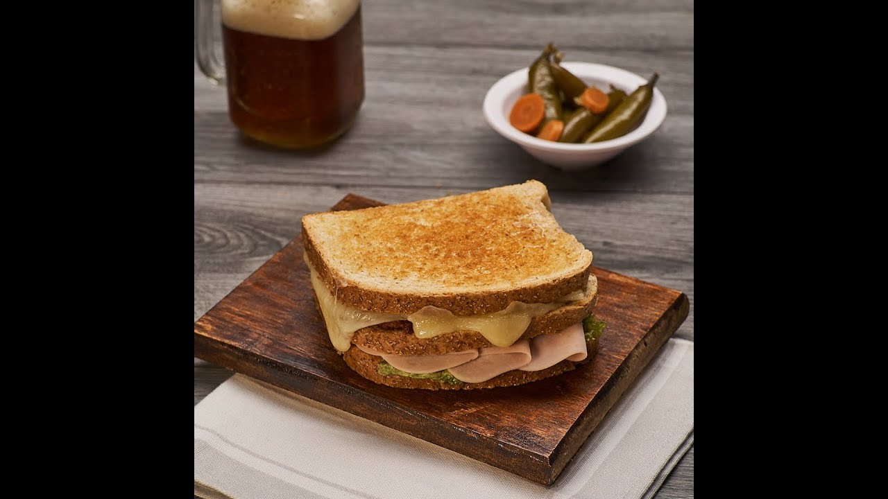 Grilled Cheese Club Sandwich - YouTube