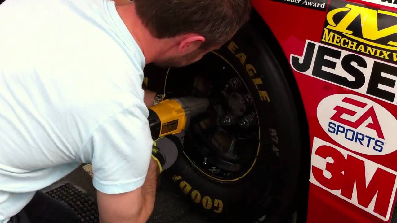 NASCAR tire mounting - YouTube