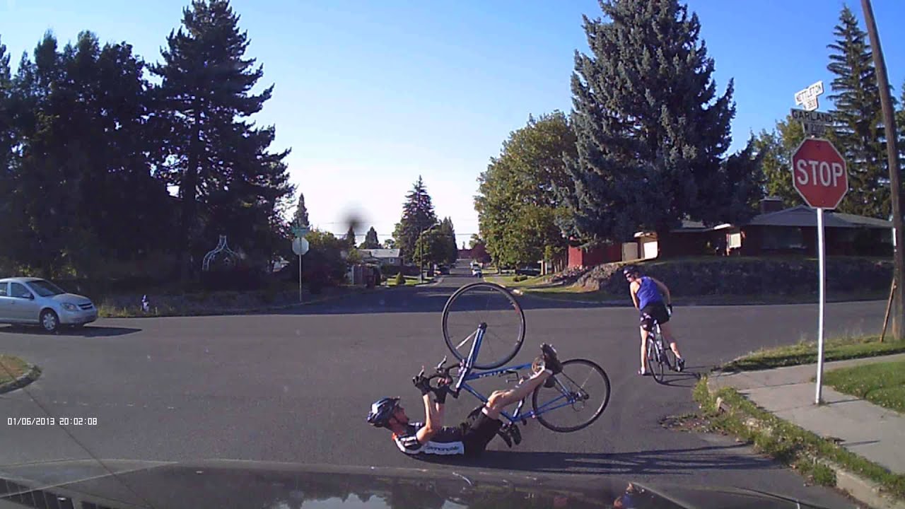 Bicyclist Falling - YouTube