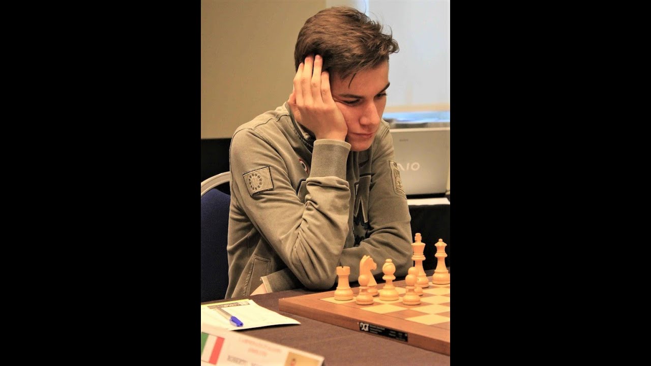 Campioni italiani di scacchi !!! Luca Moroni junior Il principe azzurro ...