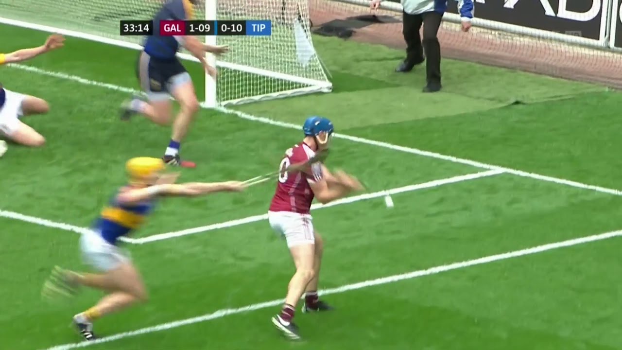 Brilliant Pádraic Maher Hurling hook on Conor Cooney - YouTube