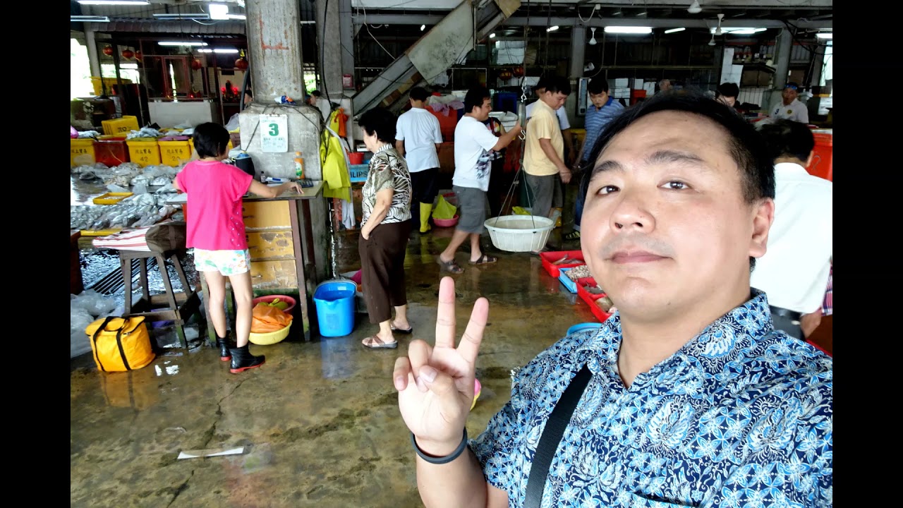 Visit to Malaysia Pontian Fish Market 马来西亚 笨珍鱼市场 (03-12-2016) - YouTube