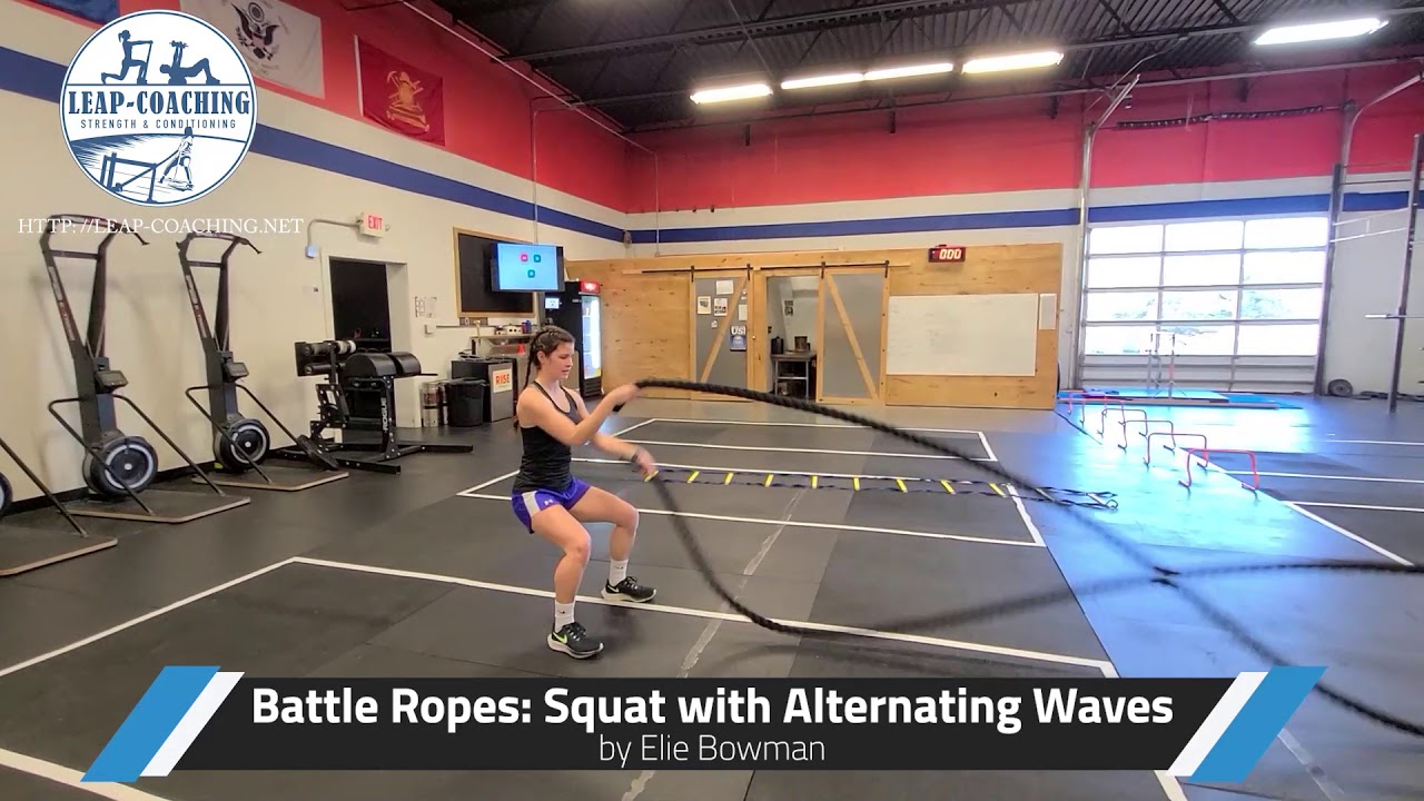 Battle Rope Squat with Alternating Waves - YouTube