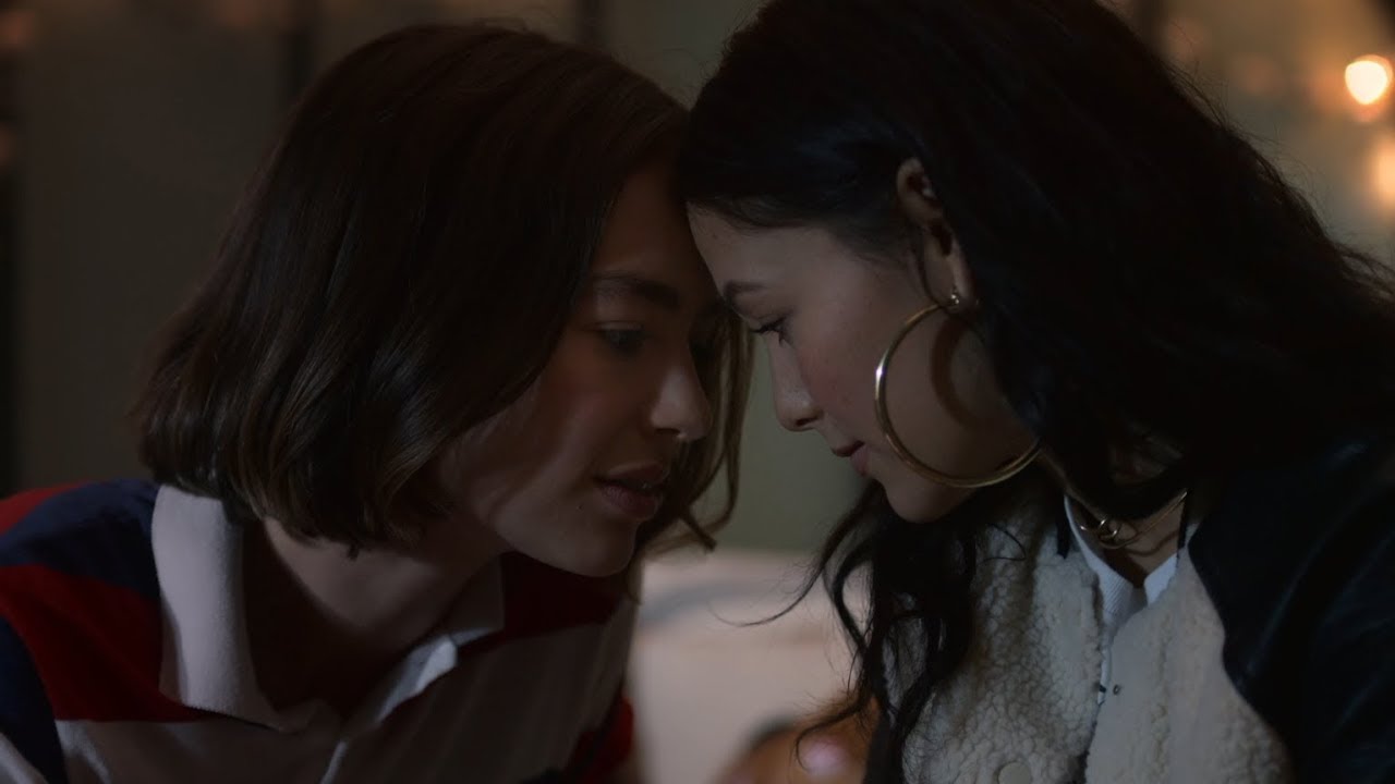 Casey & Izzie | 2x09 #2 HD - YouTube