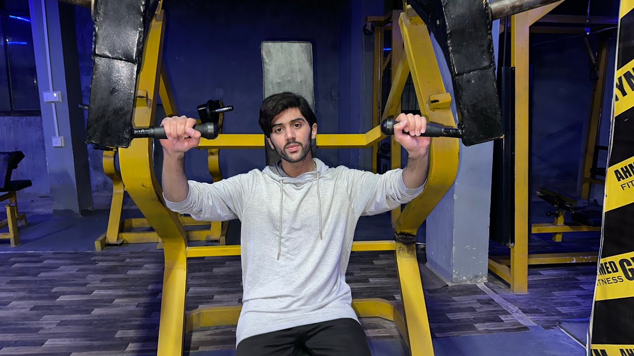 Aj gym gia | life ma first bar workout Kia🏋️‍♀️🤸‍♀️💪 - YouTube