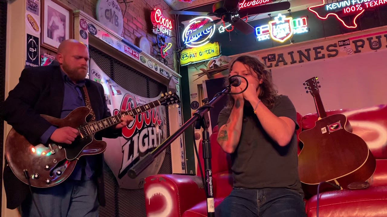 Read Southall ‘Wilder than the Rest’ acoustic - Blaine’s Pub (San Angelo, Tx) - 12/12/2019 - YouTube