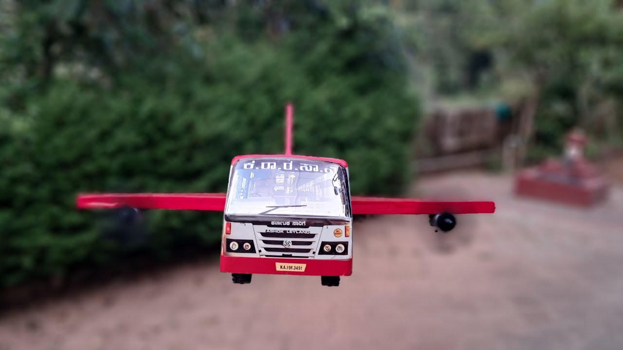 Amazing ksrtc miniature fly bus .How to make a flying Bus. Dron Bus ...
