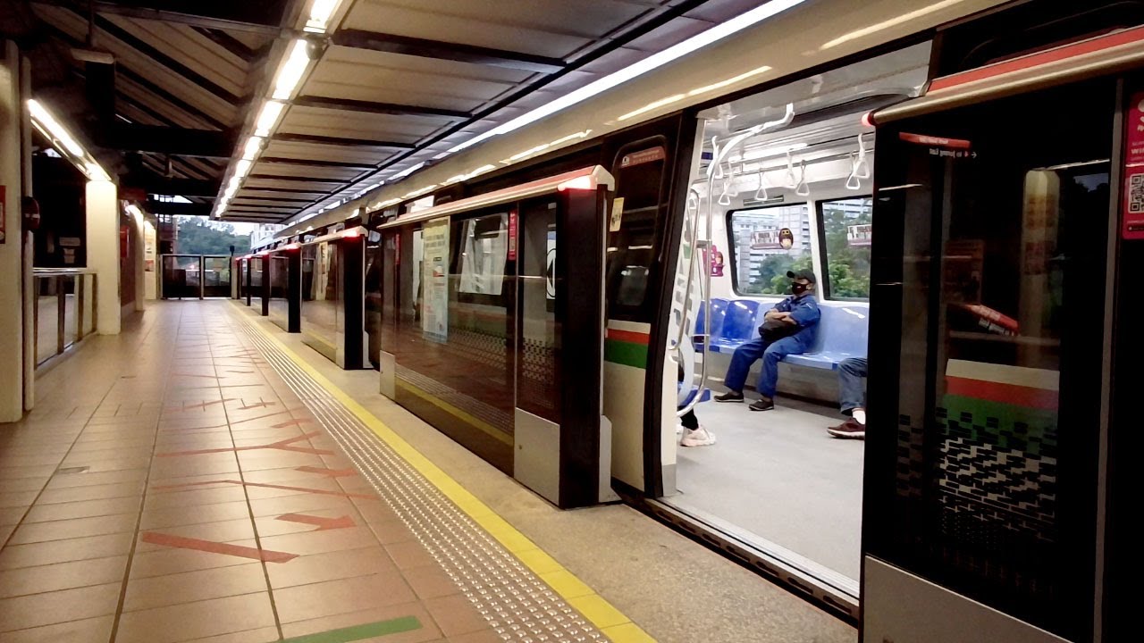 Singapore MRT ride from Bukit Gombak to Tanah Merah train station (1 of ...