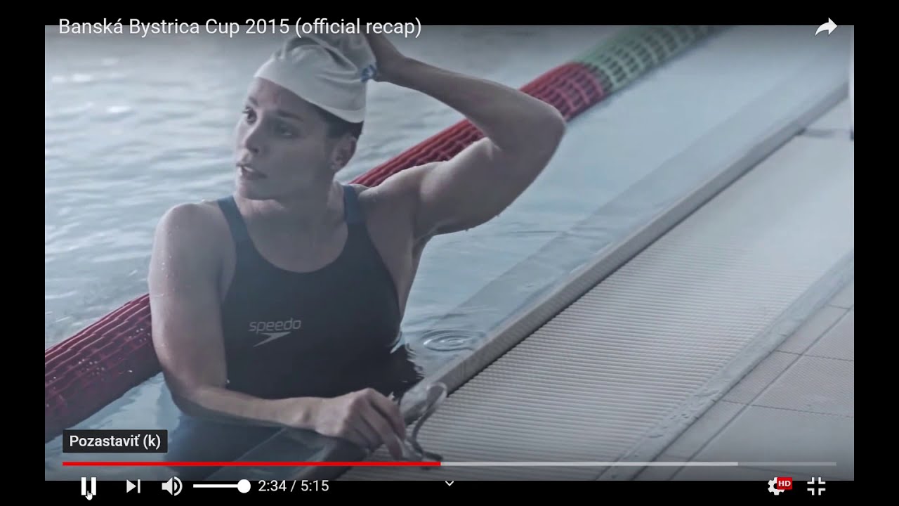 Very beautifull and muscular swimmer girl in the swimnig-pool - YouTube
