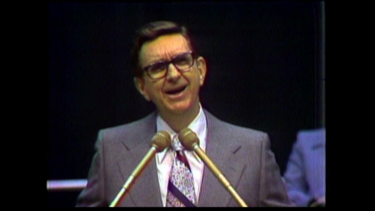 Christmas Lessons | Marion D. Hanks | 1978 - YouTube