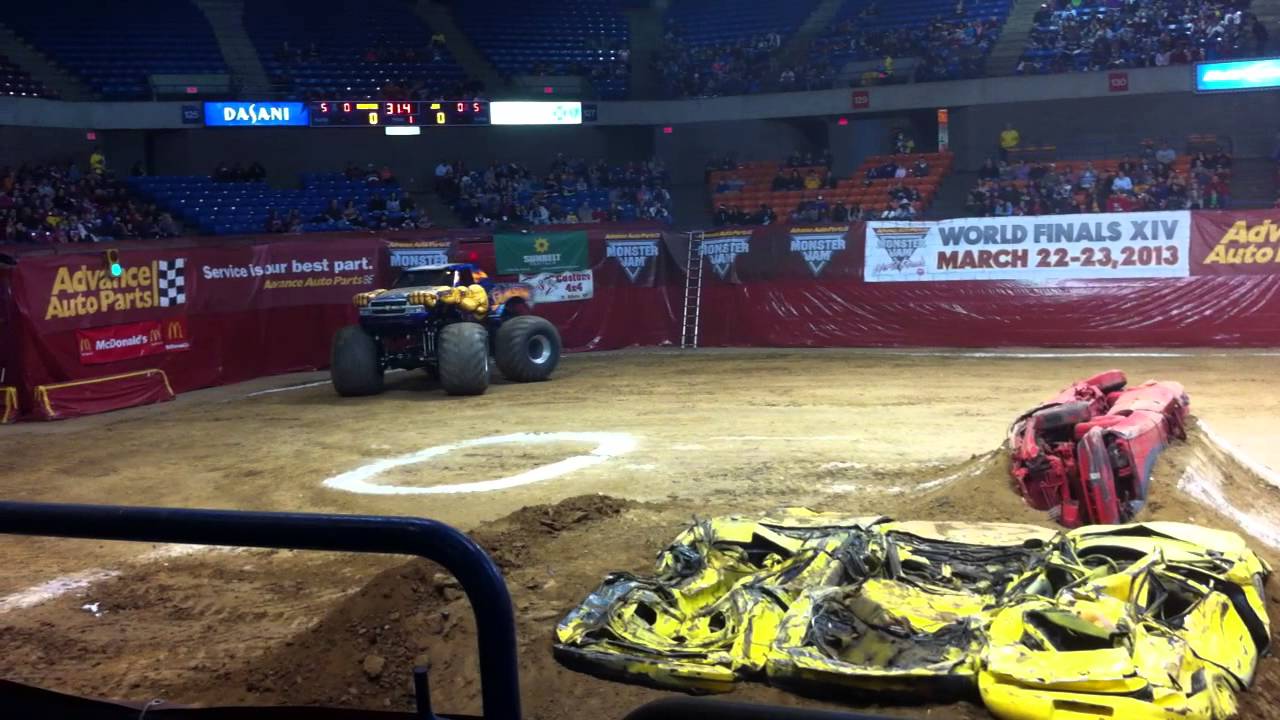 Monster Jam Freestyle-Samson Charleston, WV 2013 - YouTube