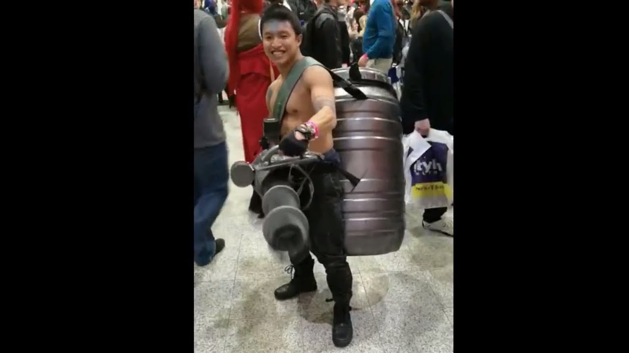 Vulcan Raven Gatling Gun Cosplay Build - MCM London Comic Con 2018 ...