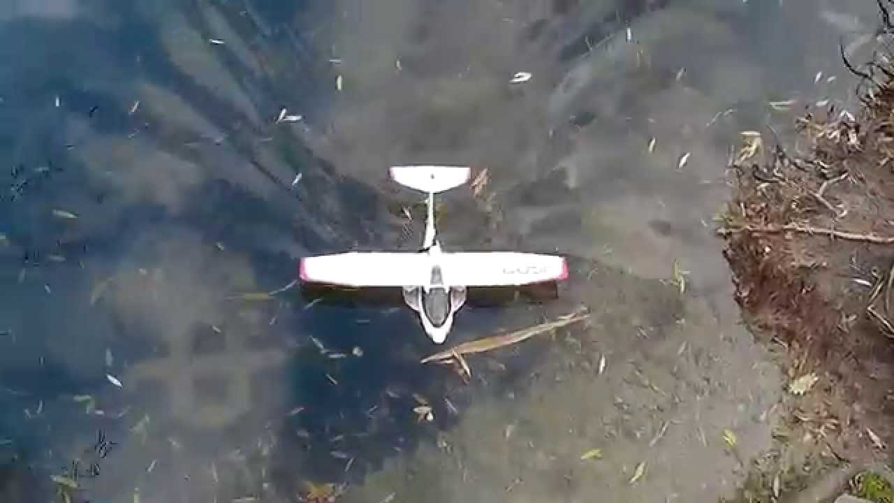 Parkzone Ultra Micro Icon A5 BNF AS3X Maidenflight off water in ...