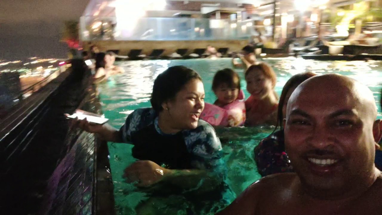 Brian singapore / marina bey - YouTube