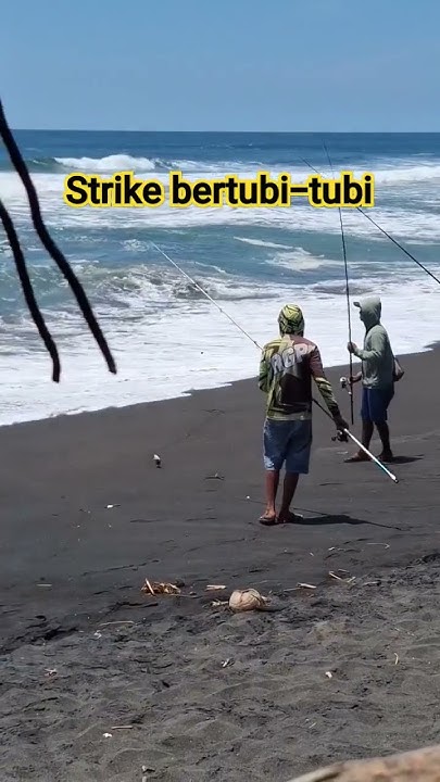 STRIKE BERTUBI-TUBI DI PANTAI DEWARUCI#mancingmania#mancingpasiran - YouTube