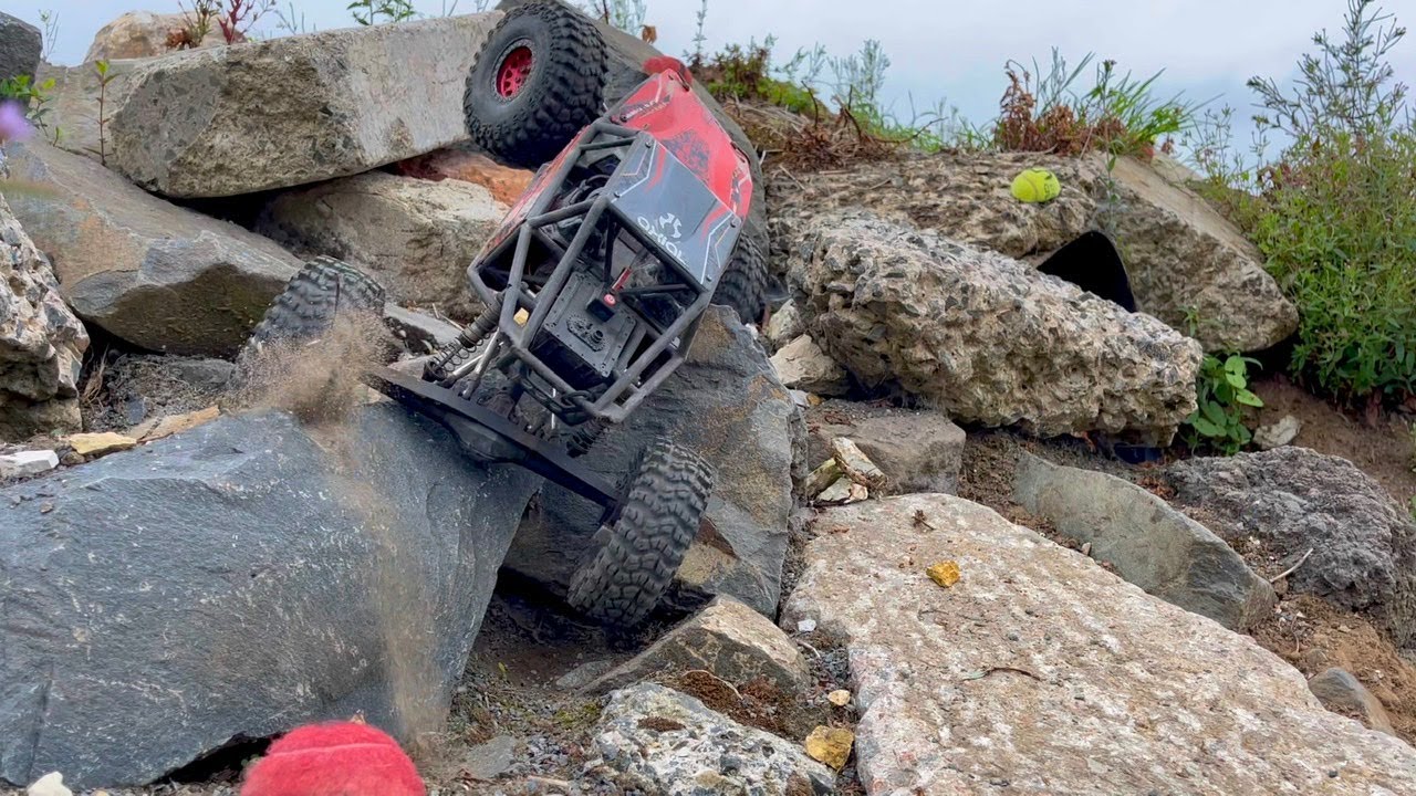 Axial Capra Takes On THE Toughest RC Crawling Event in Northern Ireland! King Crawler ...