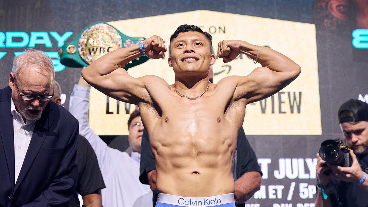 Isaac Cruz vs Omar Salcido Gamez - Weigh-In - YouTube