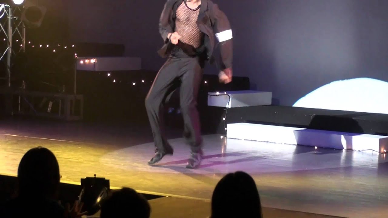 Azar dance at Bangara Dance Festival in Tokyo 2010 by CNC - YouTube