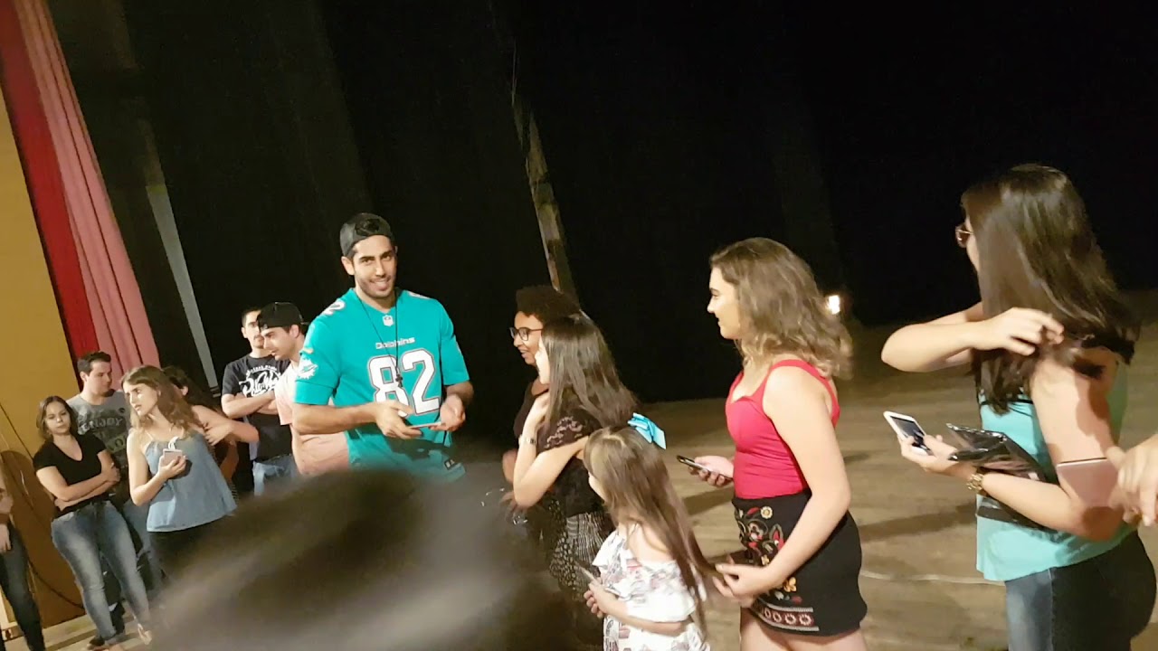 Nick conhecendo Jonathan Nemer. Desconfinados - YouTube