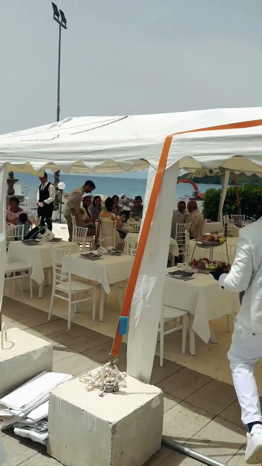 RISTORANTE CLUB NAUTICA LO SCOGLIO DELLA TORRE TALAO ITALY SCALEA ...