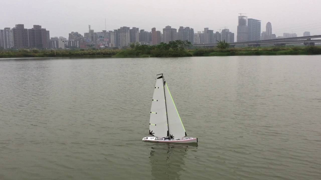 DF95 new sails DIY - YouTube