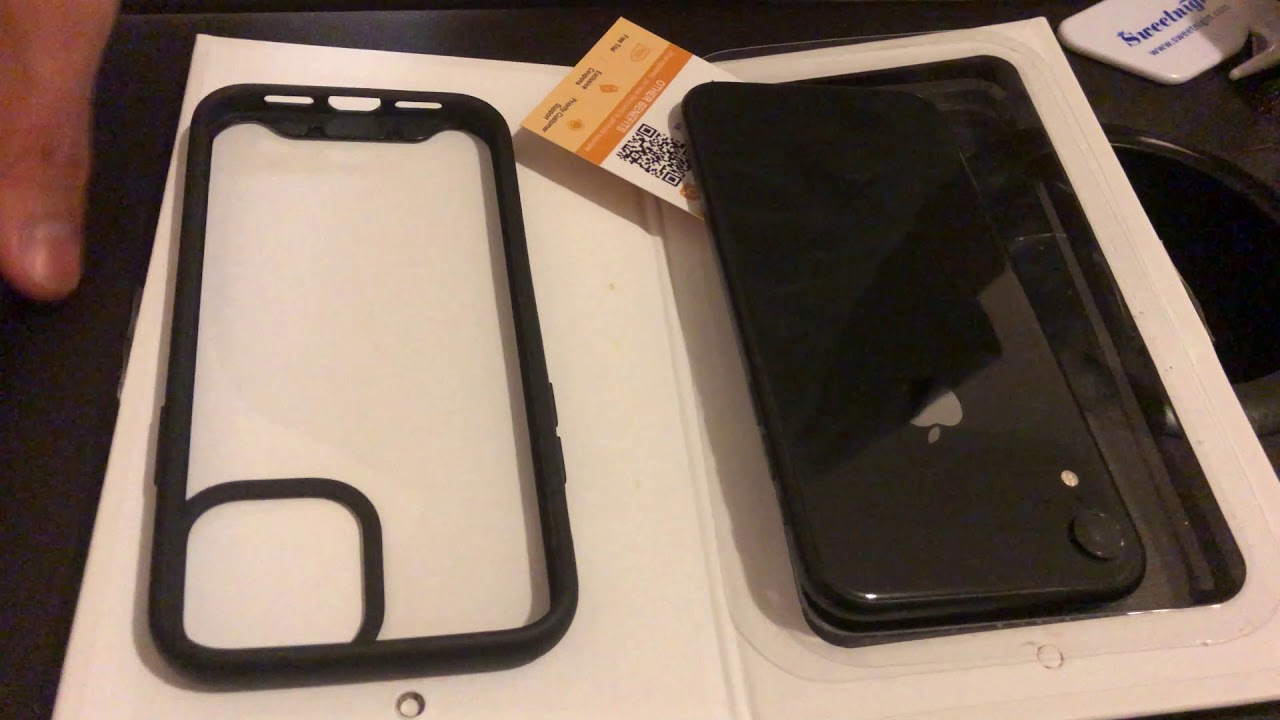 iPhone 12 Phone Case Comparison To iPhone XR - YouTube