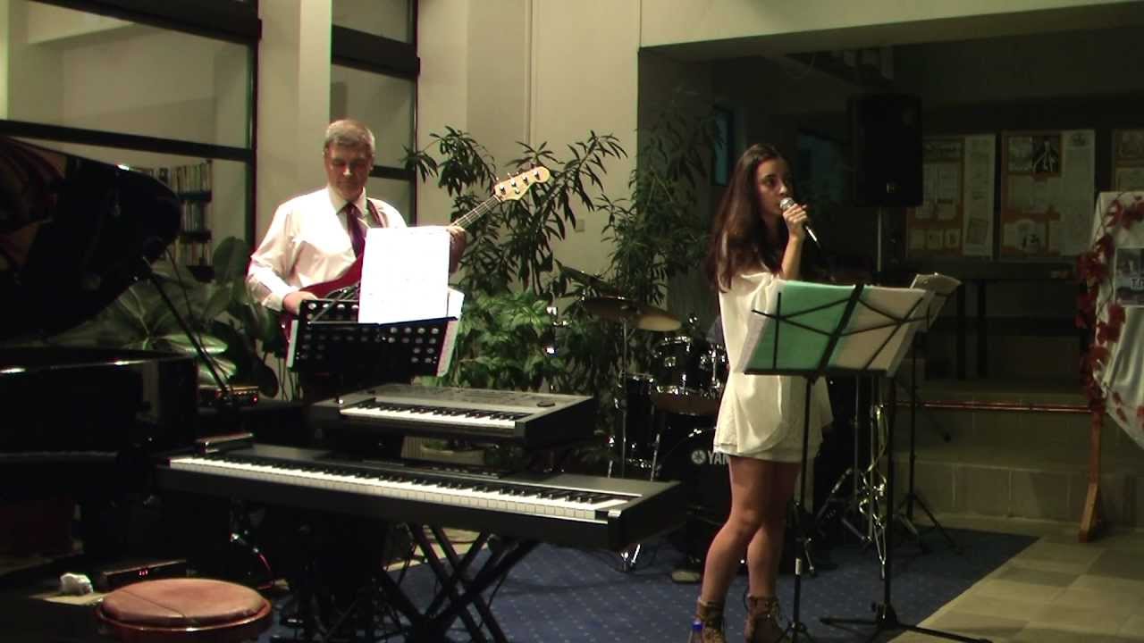Ruxandra POPA & Trei Plus - Cry Me A River - YouTube