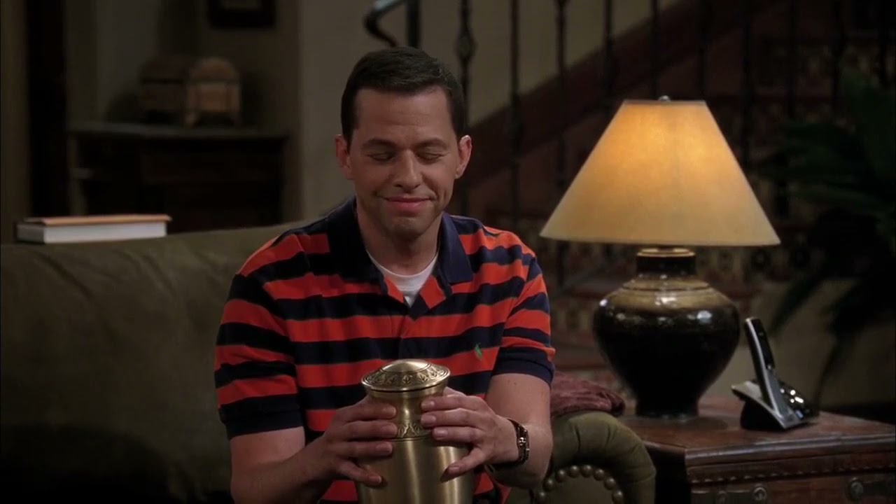 Two And a Half Men "Nice to Meet You, Walden Schmidt" - YouTube