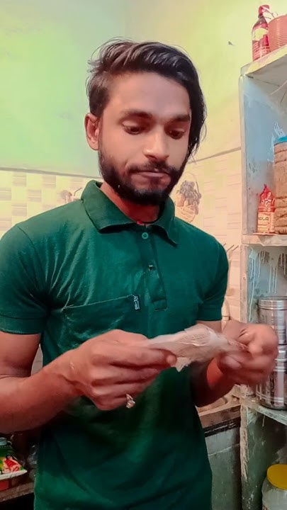 girlfriend ke chakkar bhikhari😂🤣😂🤣 ban gaya#shortvideo #comedy @ThaAmitblogger - YouTube