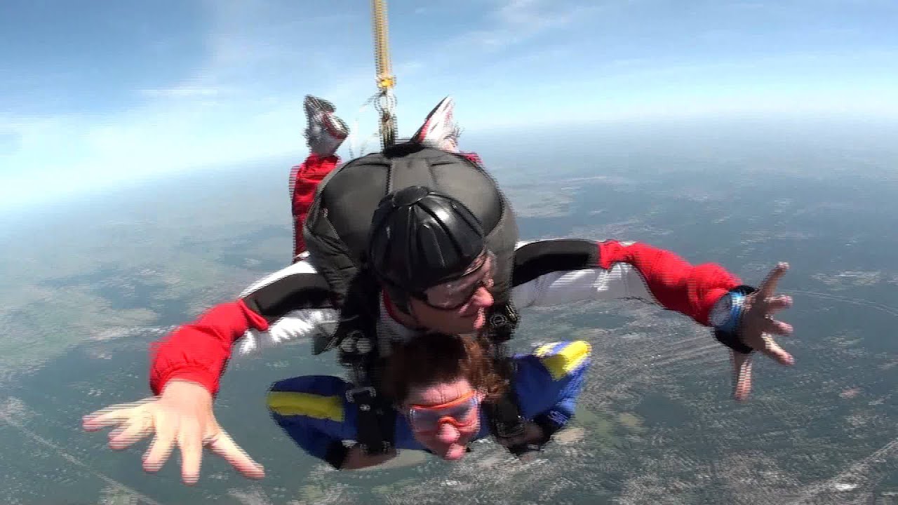 Skydive Training Tandem @Paraclub Hoevenen Belgium - YouTube