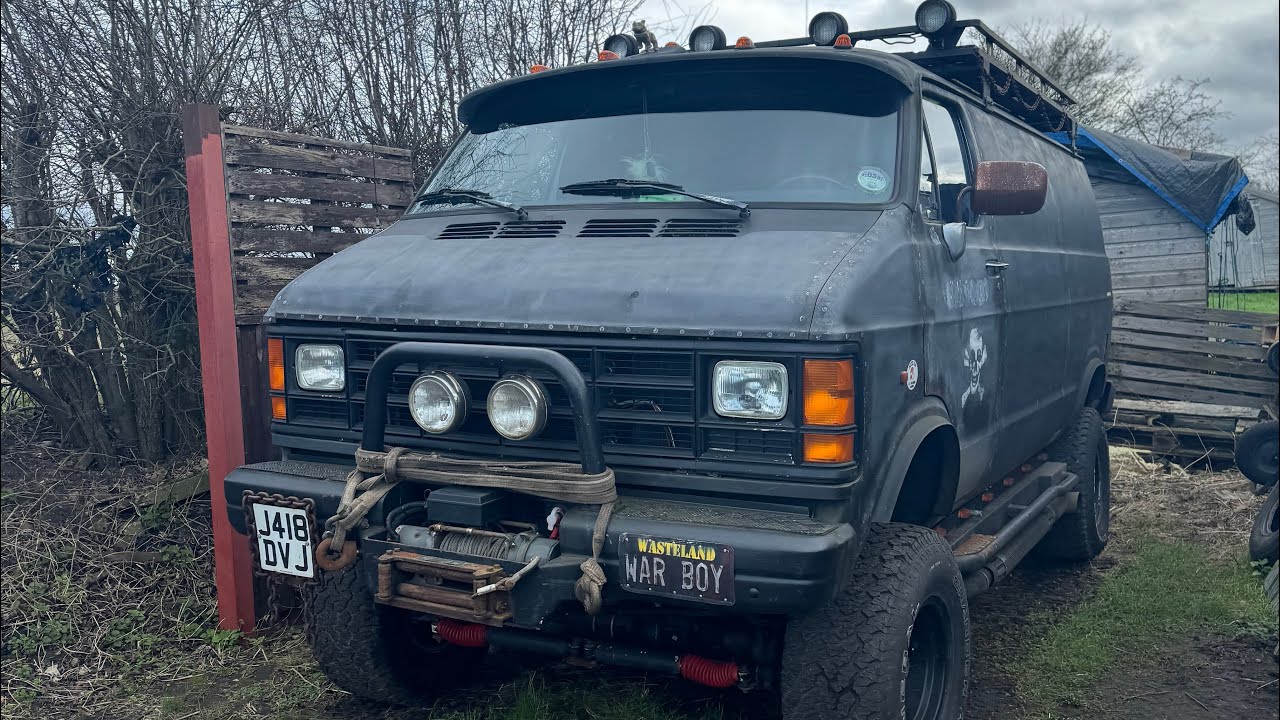 How to Build 4x4 Dodge Ram Van B250 using Ford parts - YouTube