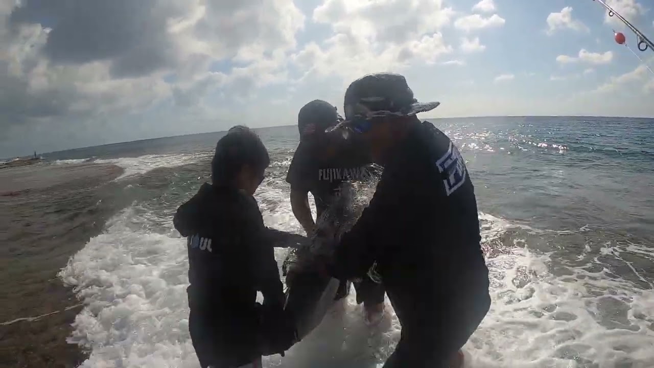 Talaya Fishing in Guam - YouTube