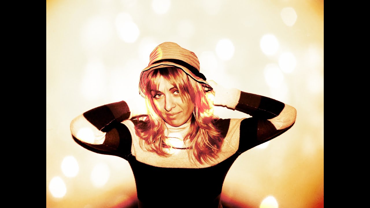 Rossana Canta - Dancing - Elisa Cover - YouTube