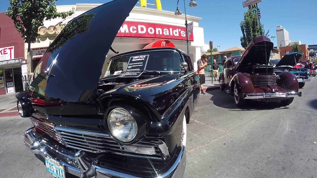 Reno hot august nights car show - YouTube