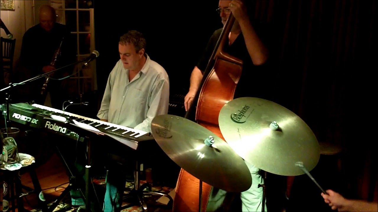 Fred Boyle Band with Bruce Abbott - This Time The Dream's On Me ...