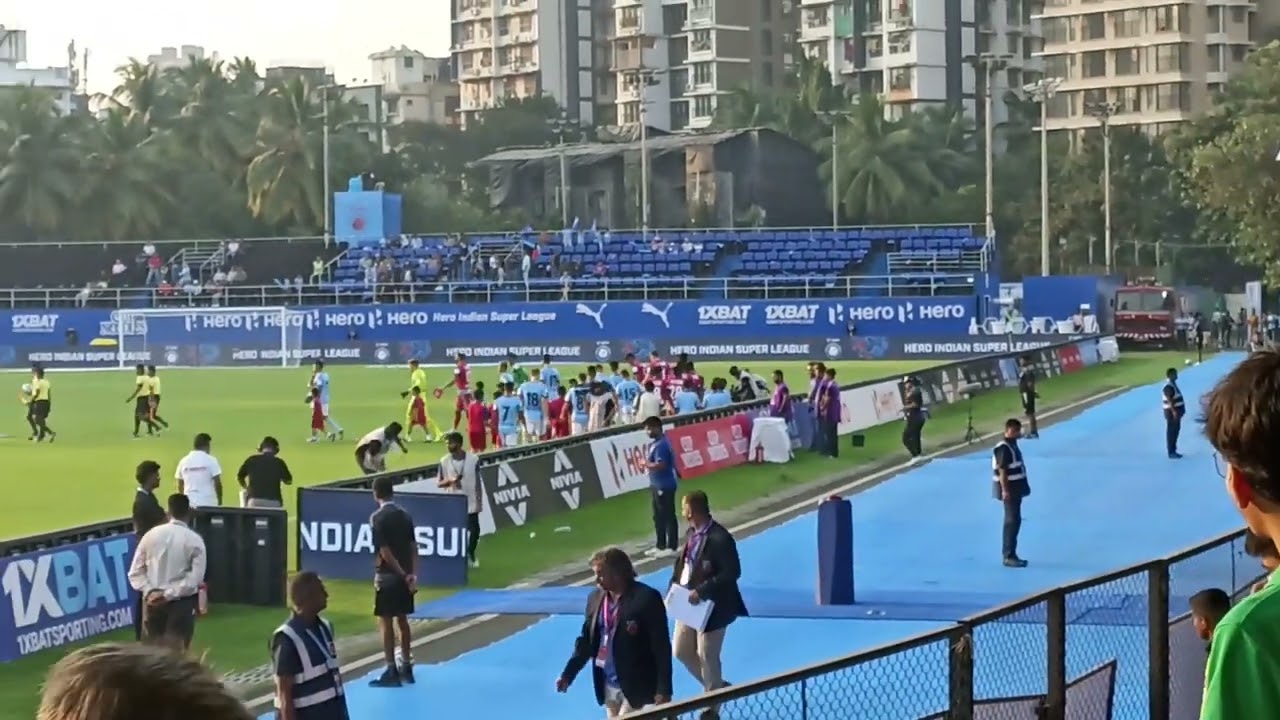 MUMBAI FOOTBALL ARENA - YouTube