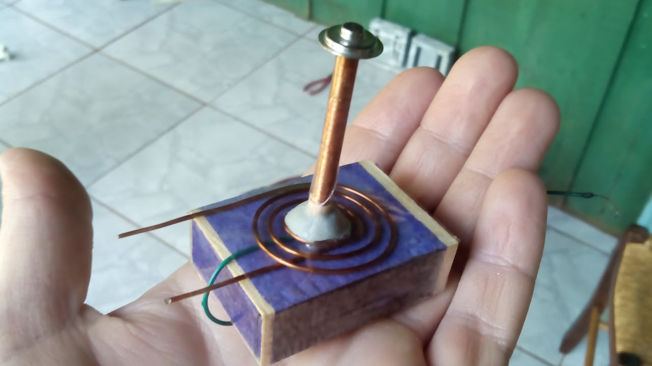 Micro bobina de tesla I (micro tesla coil) - YouTube