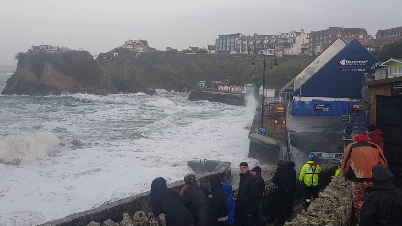Storm ciara hits newquay cornwall uk - YouTube