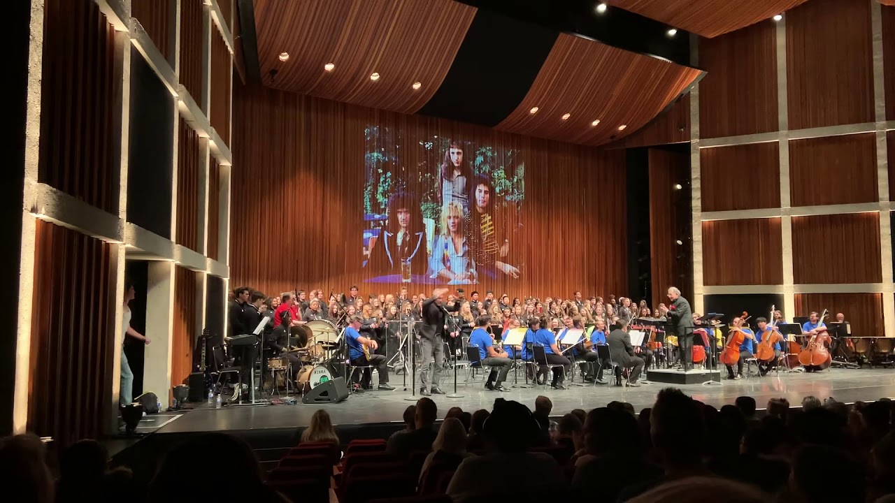 We Will Rock You / We Are The Champions (Queen) - BR Xpression with the ...