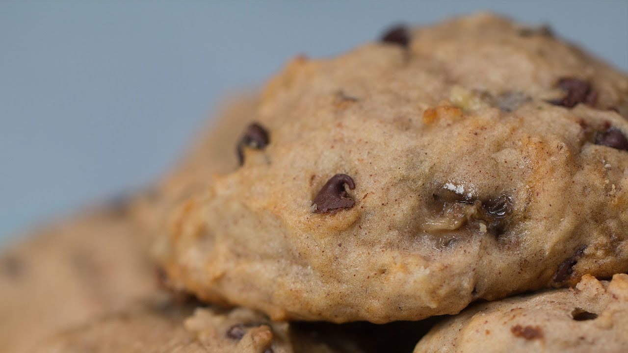 Super Soft Banana Bread Cookies - YouTube