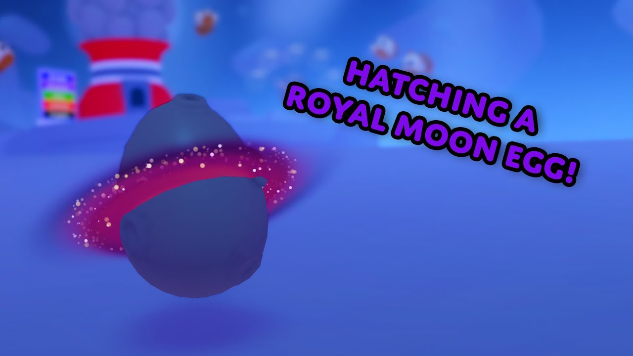 Hatching a ROYAL MOON EGG in Adopt Me! (Roblox) 🌙🥚 - YouTube