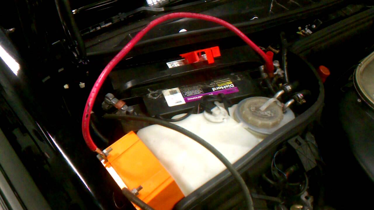 Lightening battery starts 420SEL. - YouTube