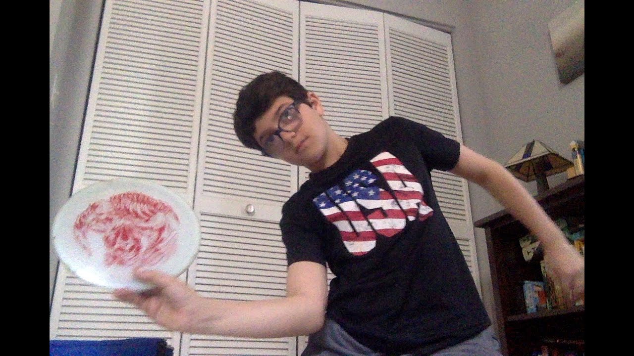 backhand and 4 hand grip for disc golf - YouTube