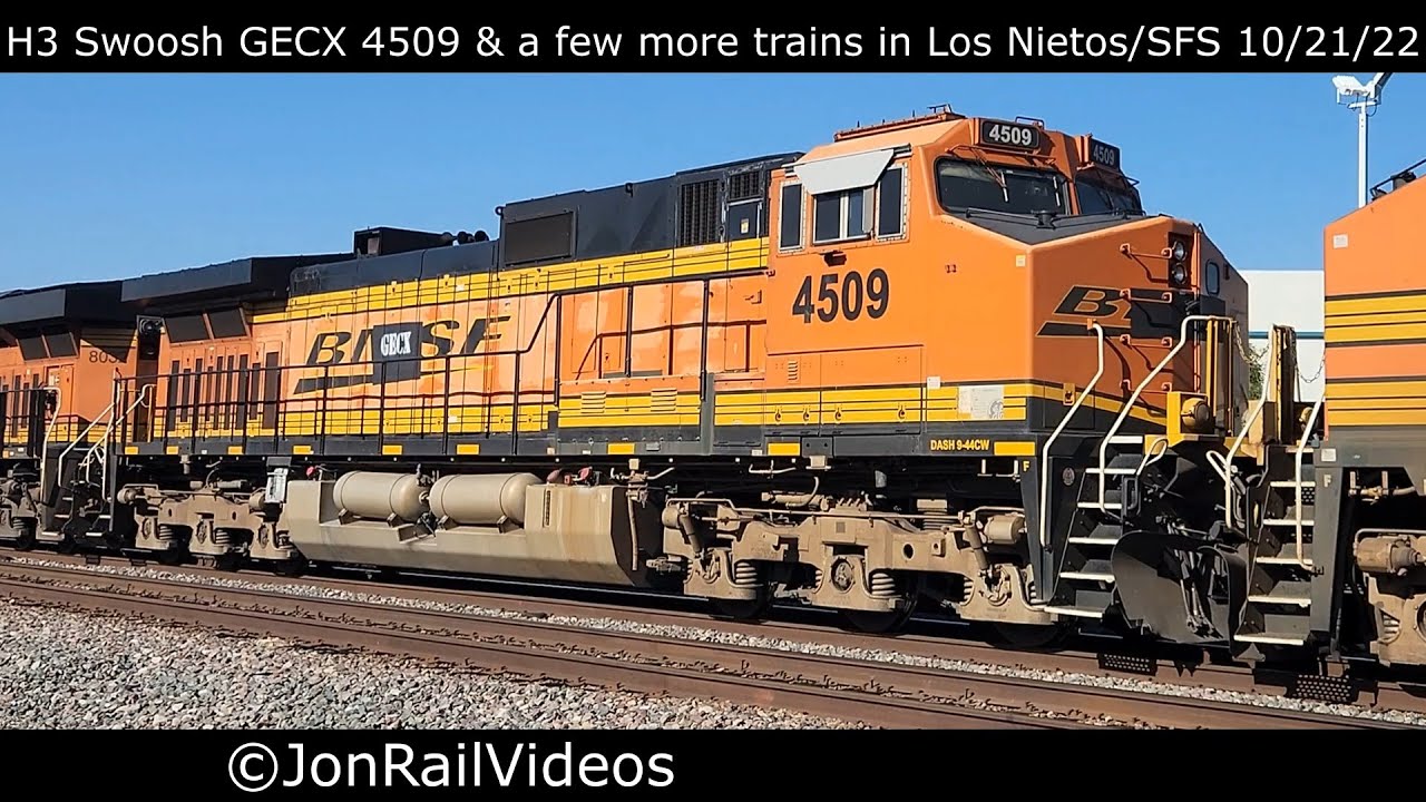 10/21/22 WB BNSF Z train to Hobart with GECX 4509 Swoosh & a few more ...