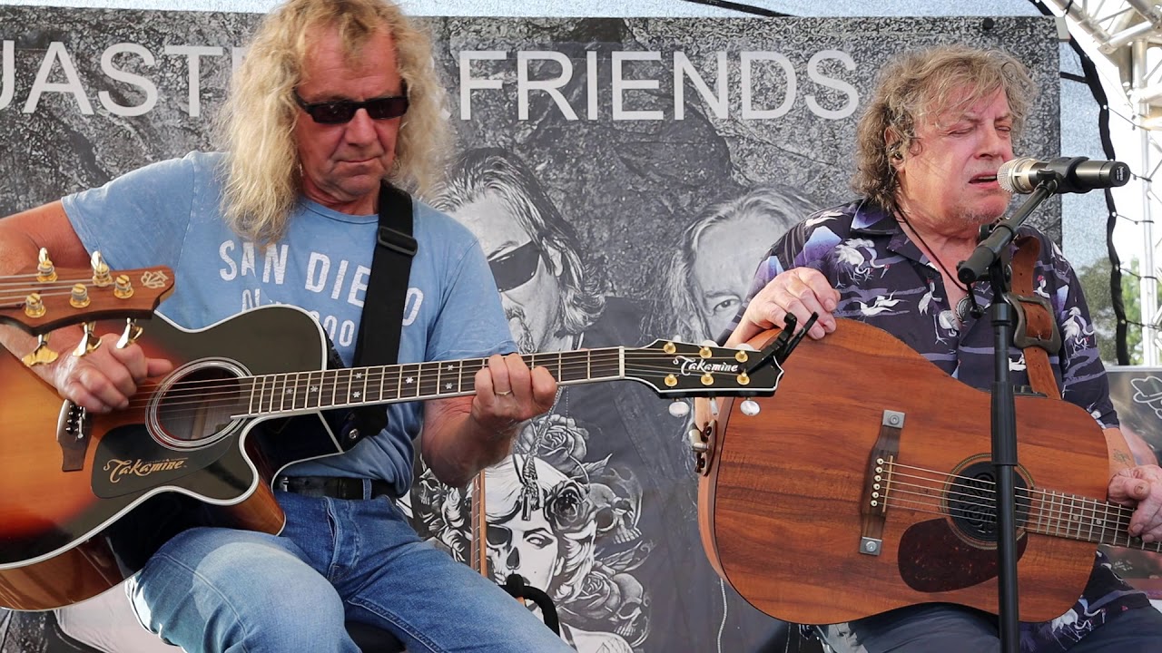 Quaster & Friends - Stolz - YouTube